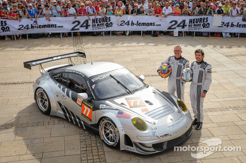 #77 Dempsey Racing - Proton Porsche 911 GT3-RSR: Patrick Dempsey, Joe ...